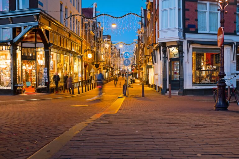 35 Best Things to Do in Amsterdam - Amsterdam Tourist Information